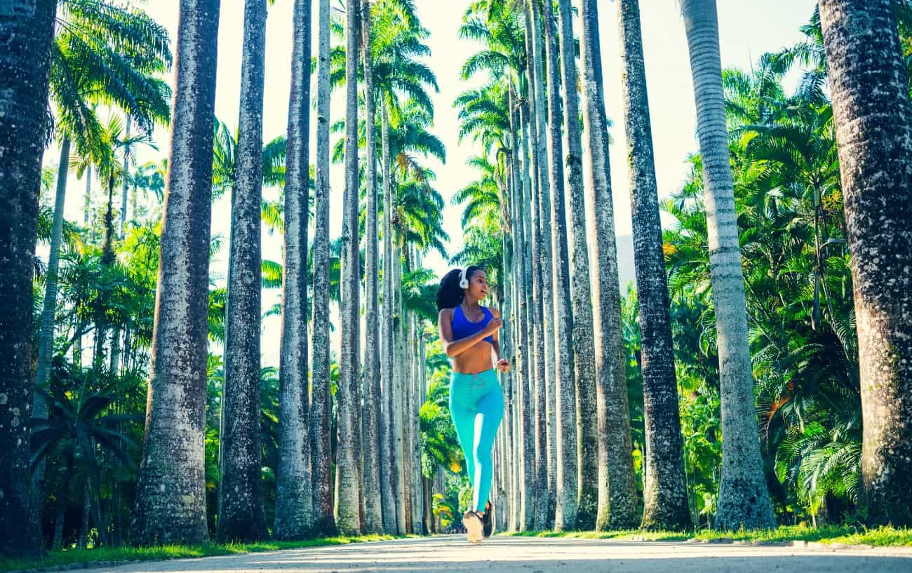 Summer Running Guide: How To Train When The Sun Arrives