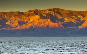 The Badwater 135 Ultramarathon, Explained: The Hottest - And Hardest ...