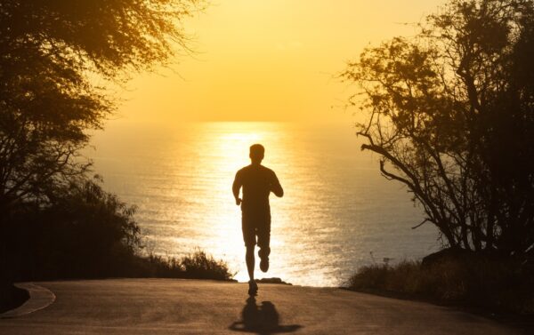 Running Backwards: 5 Benefits Of 'Retro' Running + 5 How To Tricks