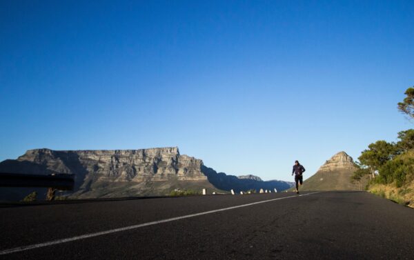 How To Run A 9 Minute Mile: Training Guide