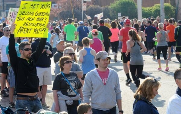 28 Funny Marathon Signs: The Best Running Race Sign Ideas We've Even Seen