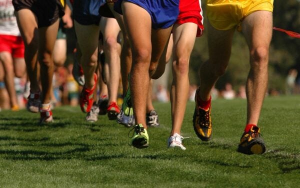 Is Heel Striking Dangerous? The Latest Research On Heel Strike Vs ...