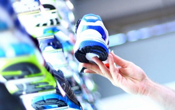 How Tight Should Running Shoes Be? Running Shoe Fitting Guide