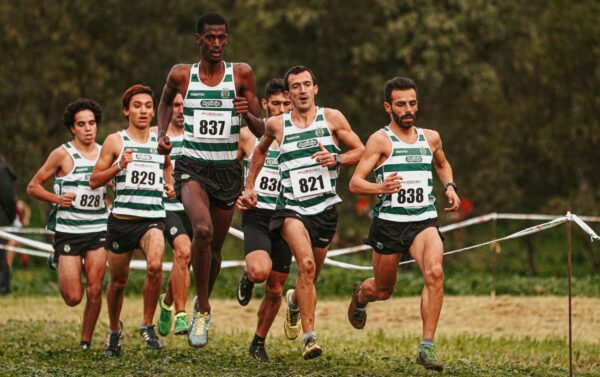 How To Run Negative Splits: The Key To A Faster Race Time