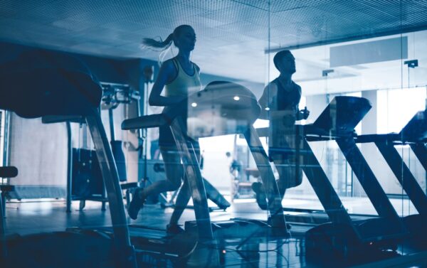 How To Run On A Treadmill: Basics, Benefits + 5 Fun Workouts To Try