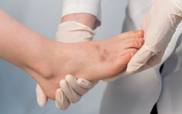 Pain On Top Of Foot: 6 Causes + Fixes Every Runner Needs To Know