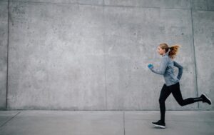 Mile Repeats Workout Guide + 6 Pro Tips