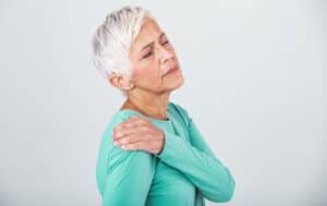 Shoulder Pain When Running: 5 Surprising Causes + How To Fix It