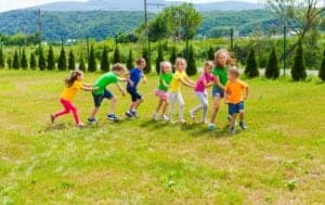 16 Great Outdoor PE Games For Kids