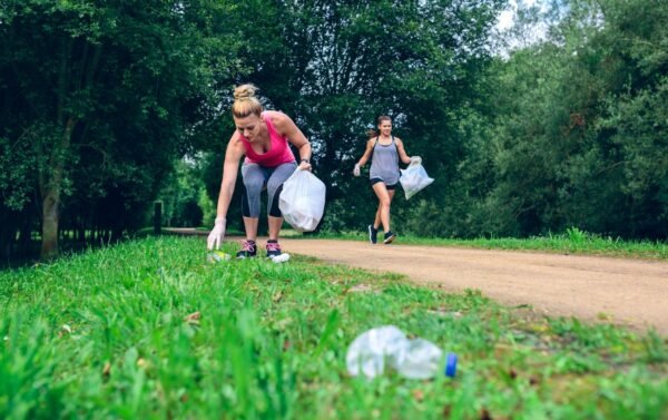 Complete Guide To Plogging: What Is Plogging, How To + 14 Helpful Tips!