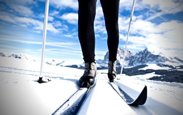 Running On Ice: How To + 12 Safety Tips To Run On Ice And Snow