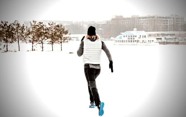 Running On Ice: How To + 12 Safety Tips To Run On Ice And Snow