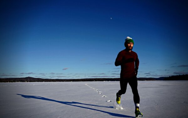 Running On Ice: How To + 12 Safety Tips To Run On Ice And Snow