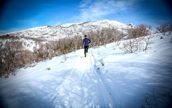 Running On Ice: How To + 12 Safety Tips To Run On Ice And Snow