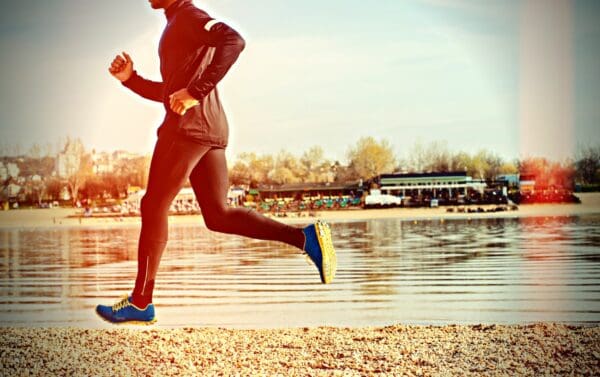 Running With Flat Feet + 8 Tips On How To Run With Flat Feet