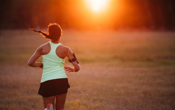The Benefits Of Running A Mile A Day + A How-To Guide