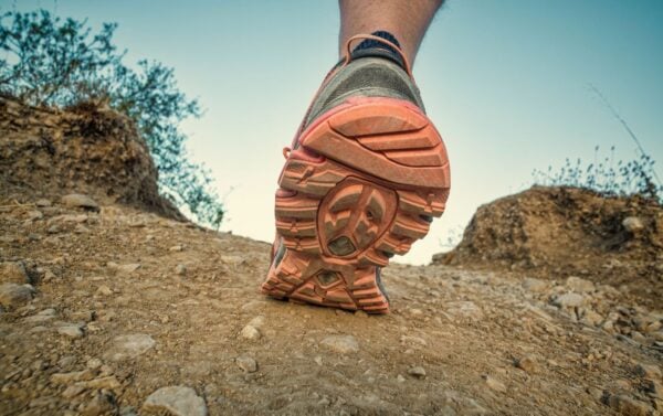 How To Train For Cross Country: 6 Effective Workouts + Training Tips