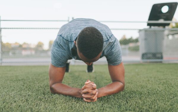 Park Workout Guide: 25+ Exercises You Can Do In The Park!