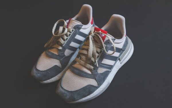 Adidas Vs ASICS Running Shoe Comparison: 5 Main Differences