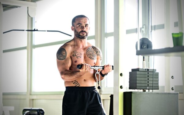 12 Best Bicep Exercises For Growth: Try Out Ultimate Bicep Workout