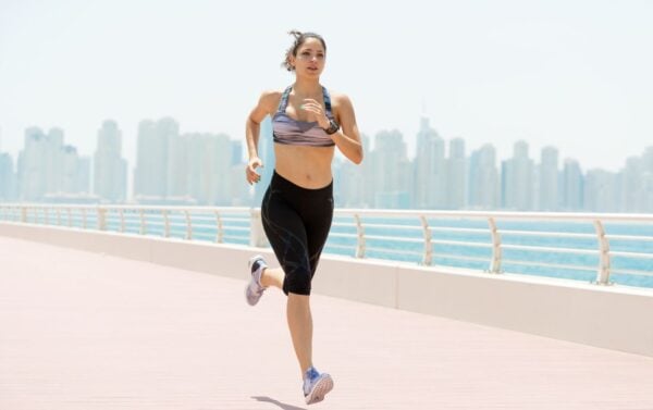 Here's How To Burn Belly Fat While Running + 4 Fat-Burning Tips