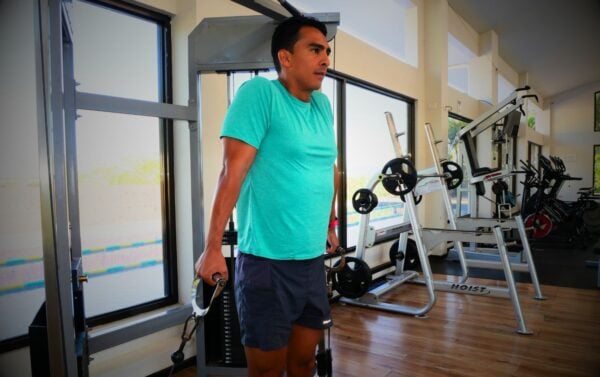 The Best Cable Back Workouts: 7 Cable Machine Back Exercises To Target ...