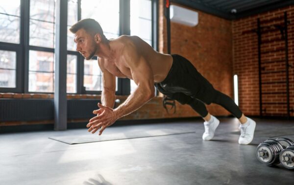 4 Fun Christmas Workouts To Torch Those Holiday Calories