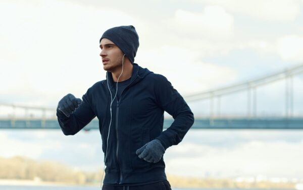 7 Cold Weather Running Tips To Survive Winter Runs