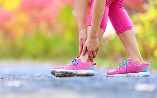 The 7 Most Common Running Injuries + How To Treat Them