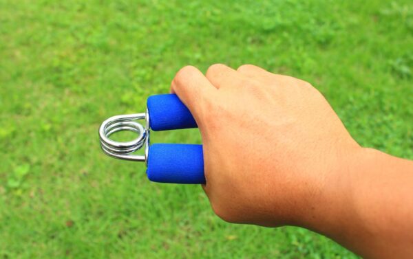 Do Grip Strengtheners Work? What The Science Says | Marathon Handbook