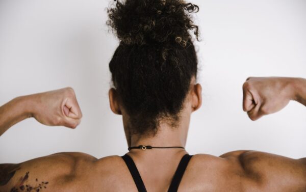 Does Flexing Build Muscle? 5 Benefits Of Tensing Your Muscles