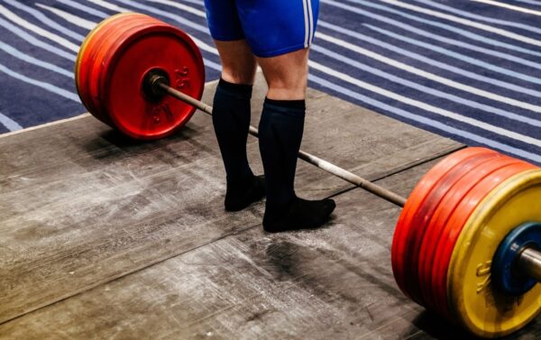 What's A Good Deadlift Weight? Average Deadlift By Age, Sex + Level