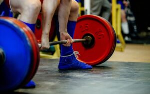 What's A Good Deadlift Weight? Average Deadlift By Age, Sex + Level