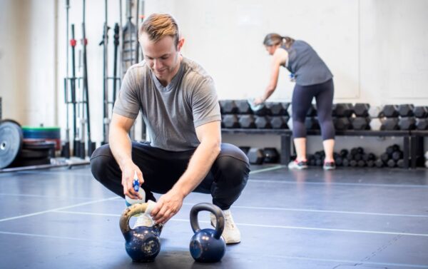 14 Important Gym Etiquette Rules All Gymgoers Should Follow