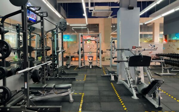 14 Important Gym Etiquette Rules All Gymgoers Should Follow