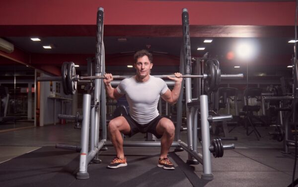 How Much Should I Be Able To Squat? Average Squats By Age + Sex