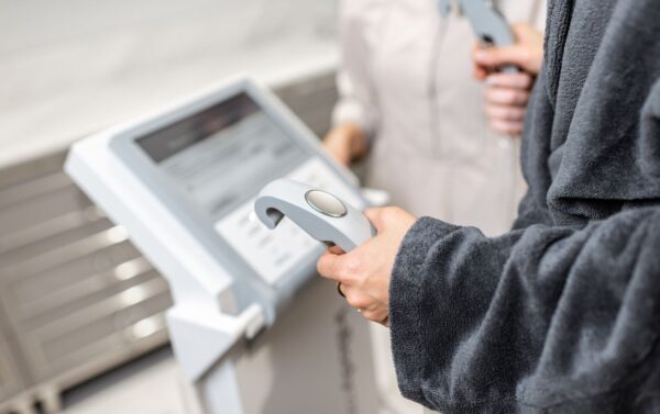 How To Measure Body Fat Percentage: 8 Accurate Techniques