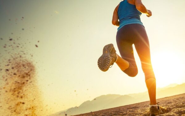 How To Run Faster: 15 Expert Tips To Build Speed Quickly