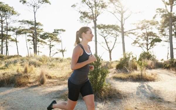 How To Run Faster And Longer: 5 Coach-Approved Tips