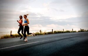 How To Train For A 10 Mile Run: Expert Advice + 15k Training Plan