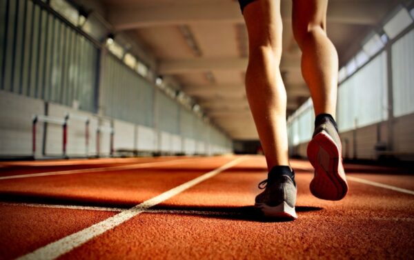 How To Train For A 10 Mile Run: Expert Advice + 15k Training Plan