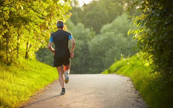 Iliotibial Band Syndrome For Runners: Diagnosis, Symptoms, And Treatment
