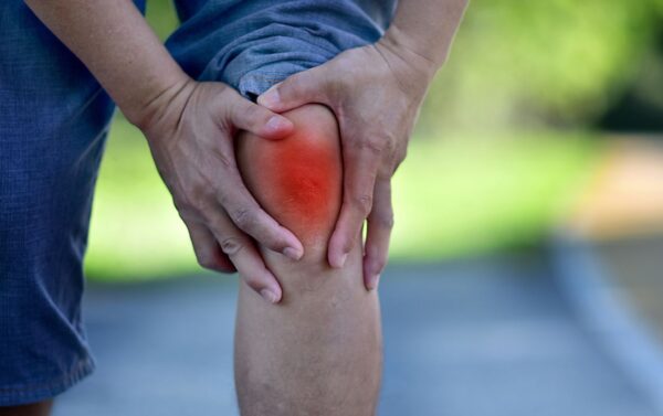 Knee Pain When Squatting? How To Diagnose It Based On Location + Feel