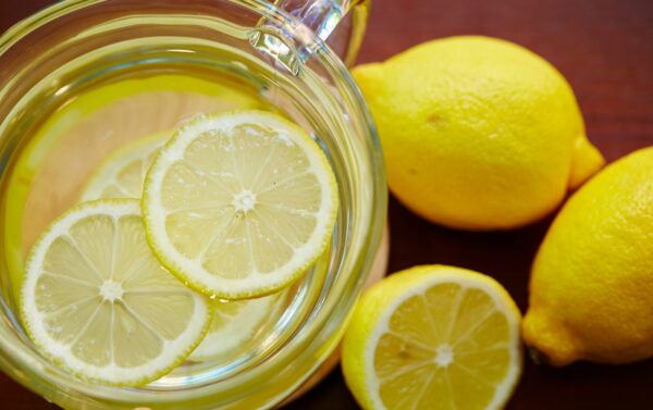 Lemon Water To Lose Weight: The 14-Day Lemon Water Challenge