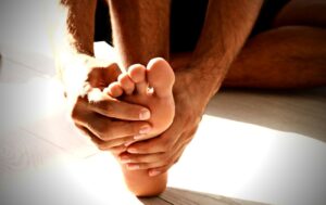 Muscle Twitching After Workout? 5 Potential Causes + Solutions