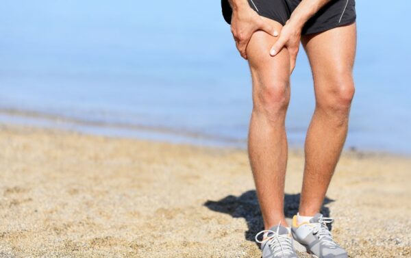 Pulled Muscle? Here Are The Symptoms + 6 Recovery Tips