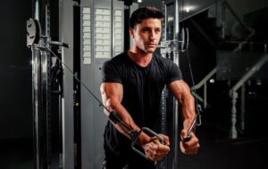 Push Vs Pull Workouts: A Complete Guide + 4-Day Training Plan