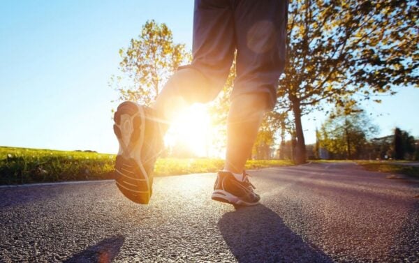 Running 10 Minutes A Day: Health Benefits + How To Do It Sustainably