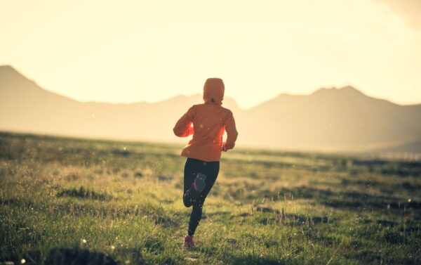 Running At Altitude: How To + 4 Performance Benefits For Runners