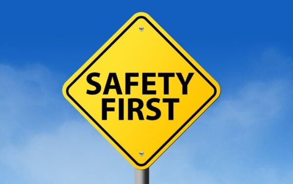 Should You Run With Or Against Traffic? Safest Side Explained ...